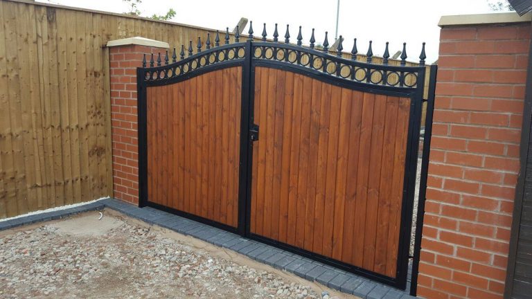 Wood Infill Steel Gates – Steelcraft Gates Ltd
